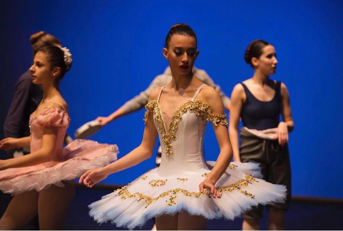 Ex-alumnes – The Classical Ballet School